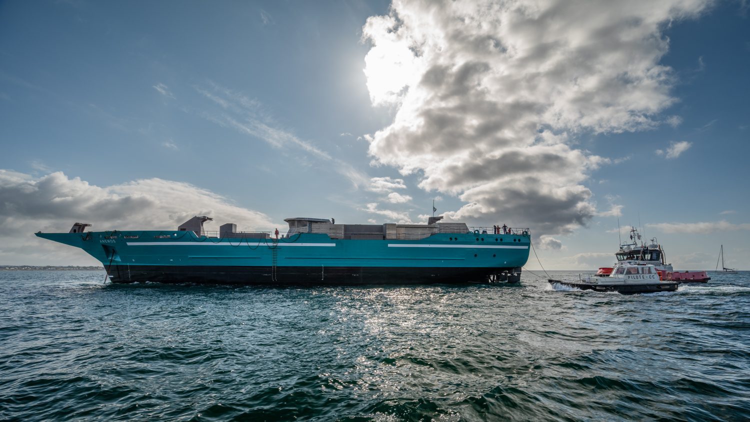 Anemos : la coque du 1er voilier-cargo Towt est arrivée sur le ...